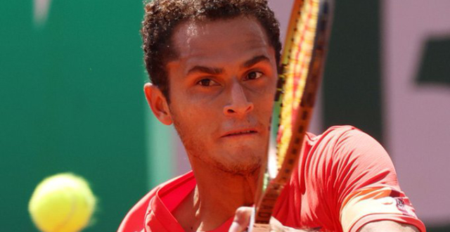 Varillas Surpreende Hurkacz Faz História Em Paris E Desafia Djokovic